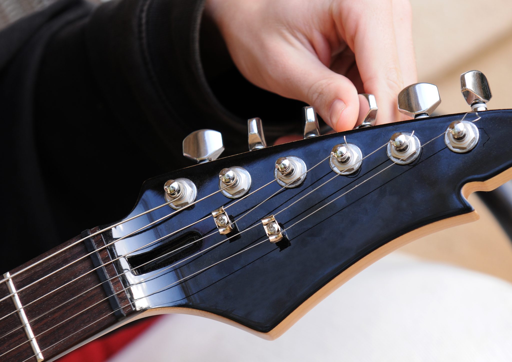 17 Songs in Open G Tuning [Guide with Video Tutorials]