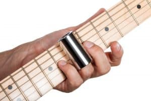 How to Use a Guitar Slide for Beginners - instrumentio