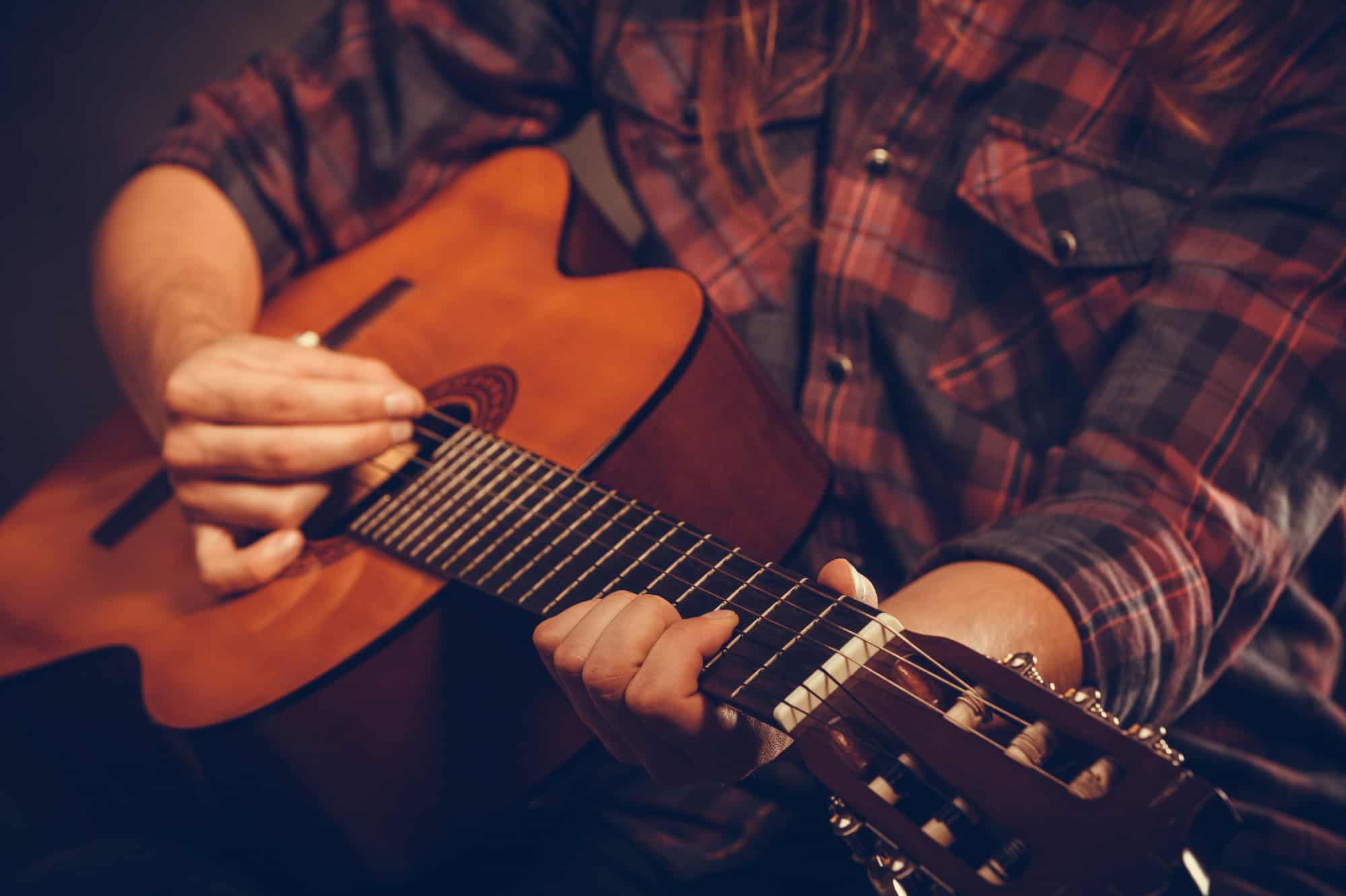 5 Best Acoustic Guitar Strings For Beginners In 2023 5 Best Acoustic Guitar Strings For Beginners In 2023